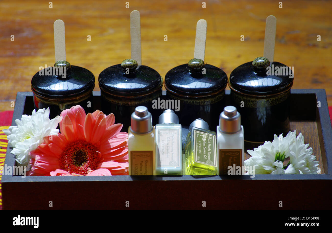 Spa setting hi-res stock photography and images - Alamy