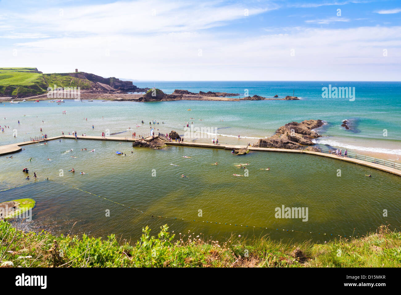 Cornwall bathing hi-res stock photography and images - Alamy