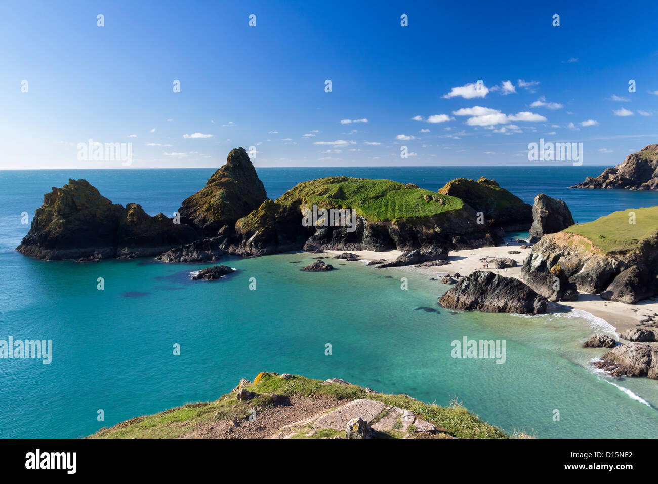 Kynance Cove on the Lizard Peninsula Cornwall England UK Stock Photo ...