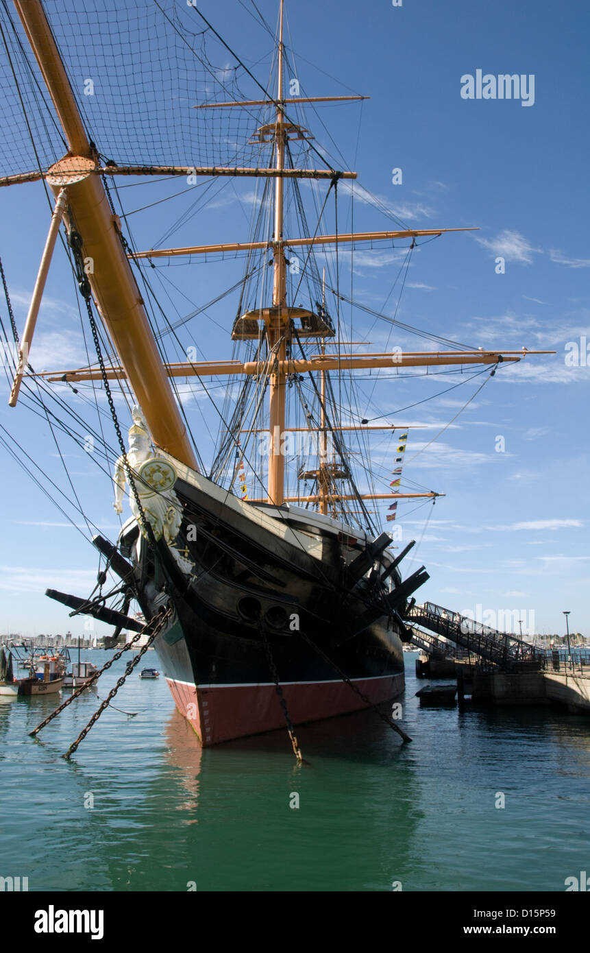 Bow with figurehead hi-res stock photography and images - Alamy