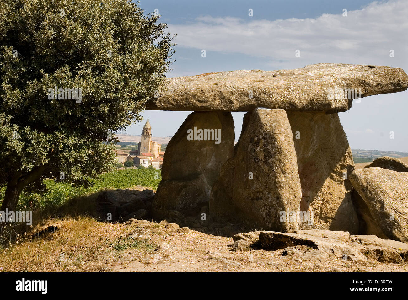 Dolmen. Elvillar. Alava. Basque country. Spain Stock Photo - Alamy