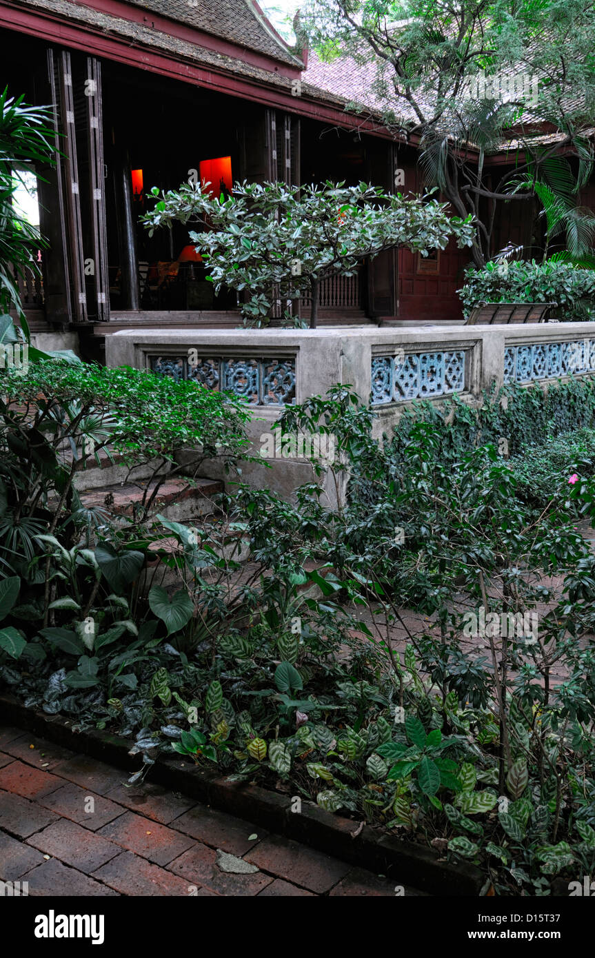 Jim Thompson house garden museum bangkok thailand tropical gardens ...