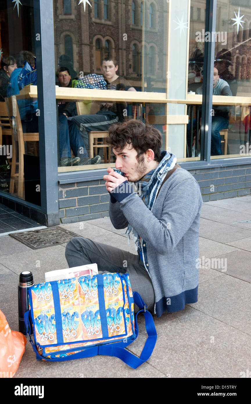 Avoiding coffee hi-res stock photography and images - Alamy