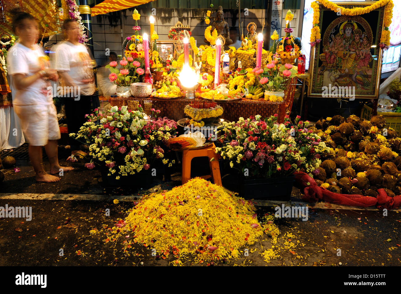 Food offering shrine hi-res stock photography and images - Alamy