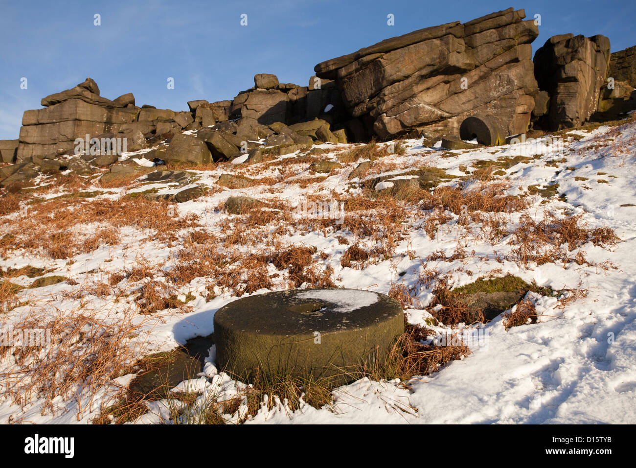 The Peak District National Park. Stanage Edge in Winter Stock Photo - Alamy