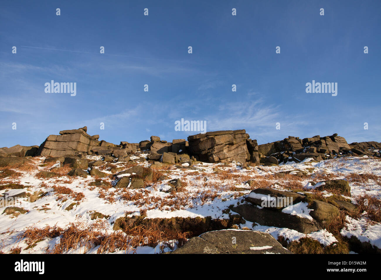 Stanage edge snow hi-res stock photography and images - Alamy