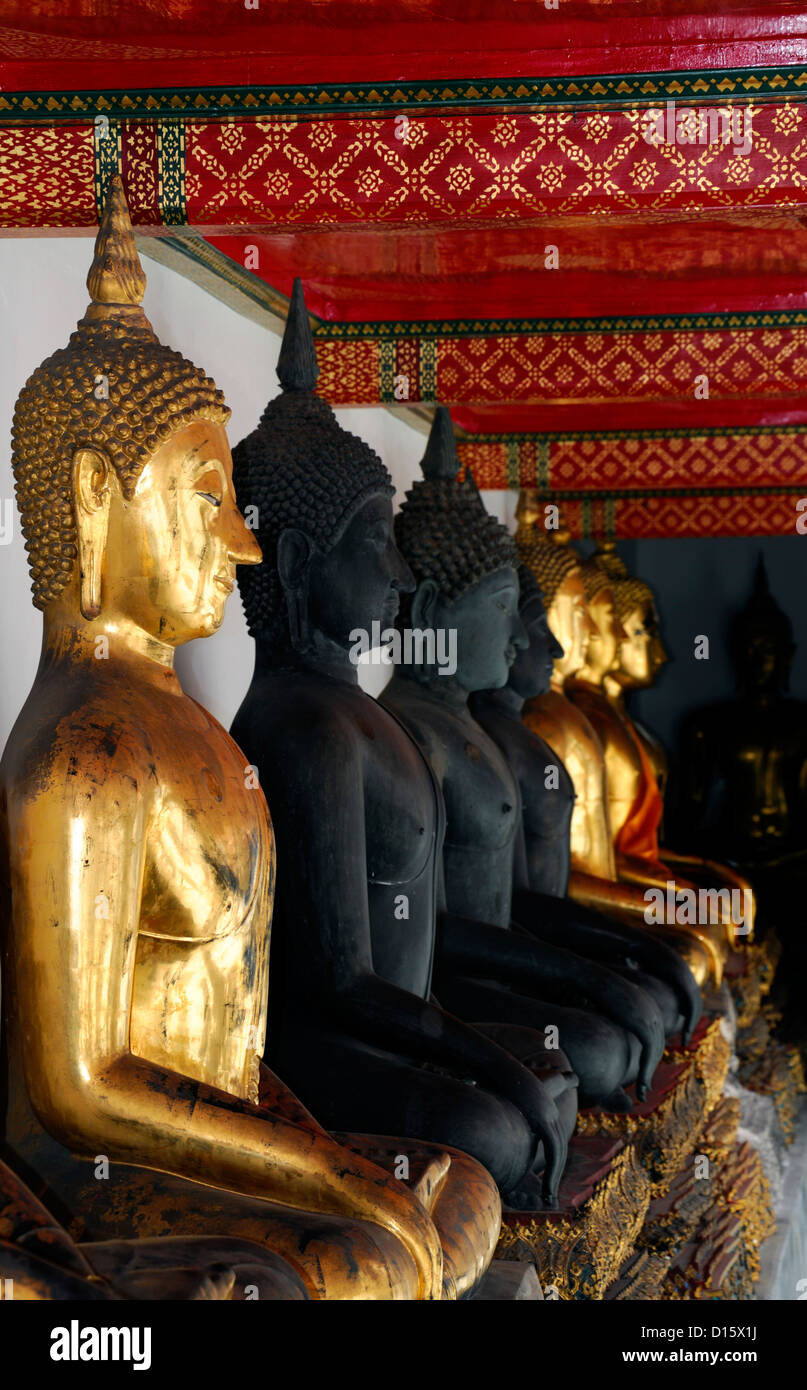 Wat Pho Temple of the reclining buddha line buddhist statues seated ...