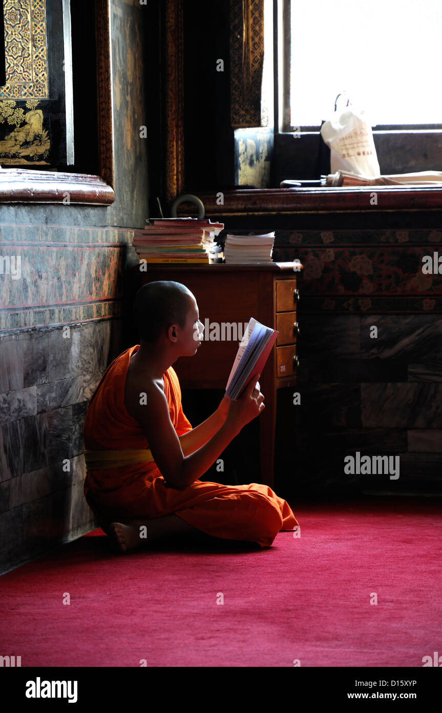 orange robed robe monk Wat Pho Temple of the reclining buddha buddhist ...