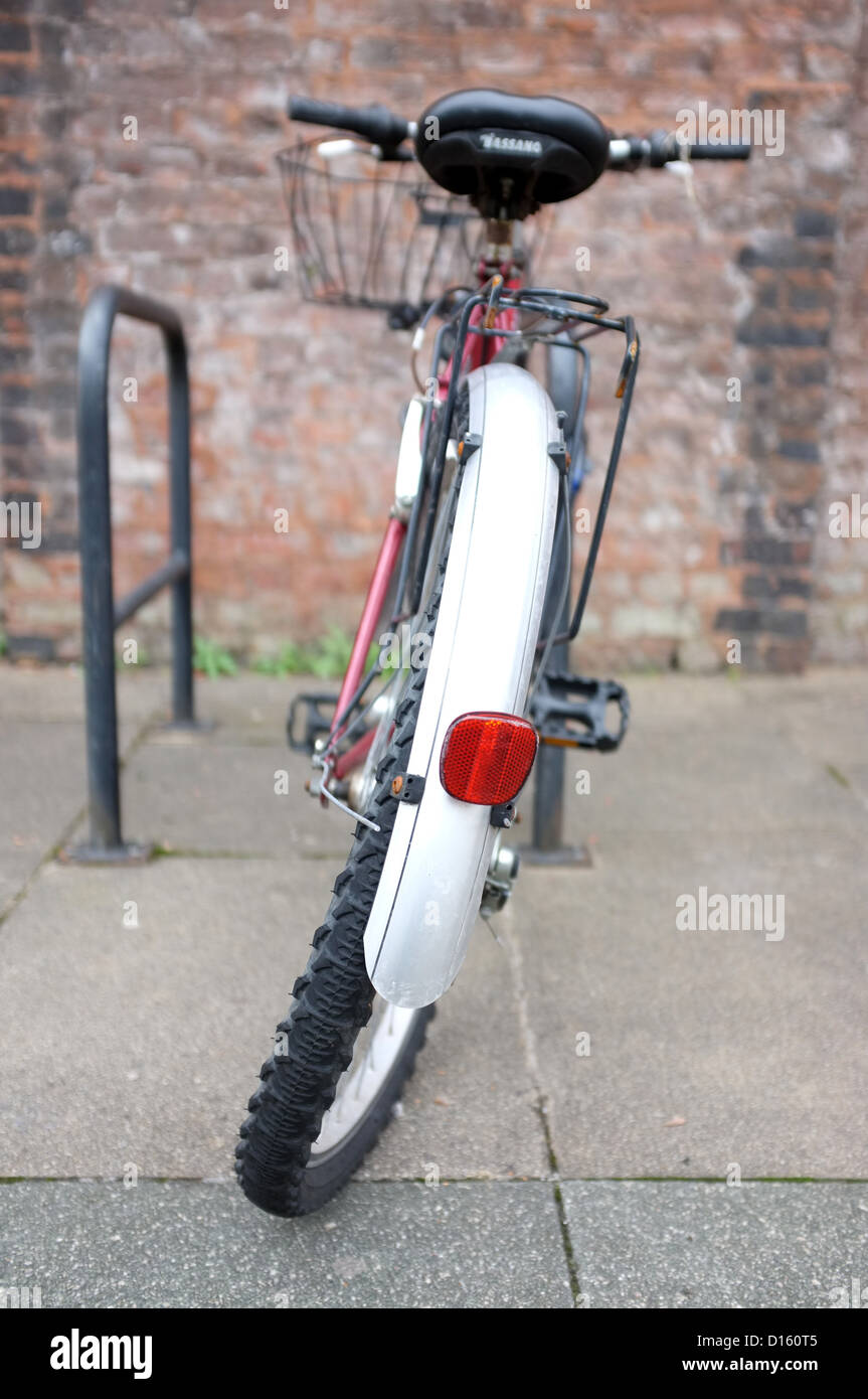 Buckled wheel hi-res stock photography and images - Alamy