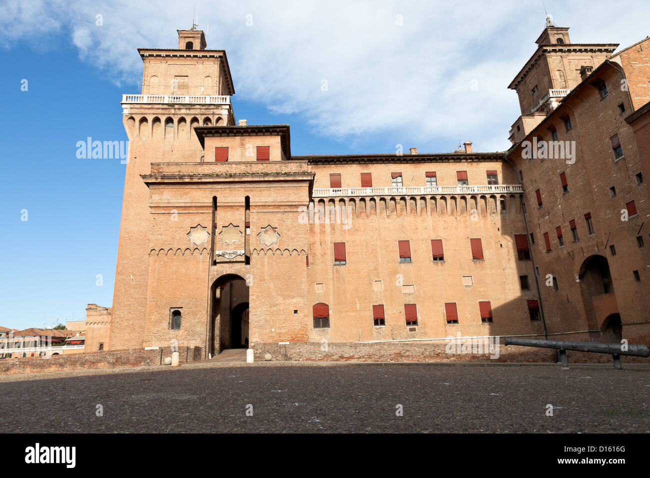 Ferrara castle hi-res stock photography and images - Alamy