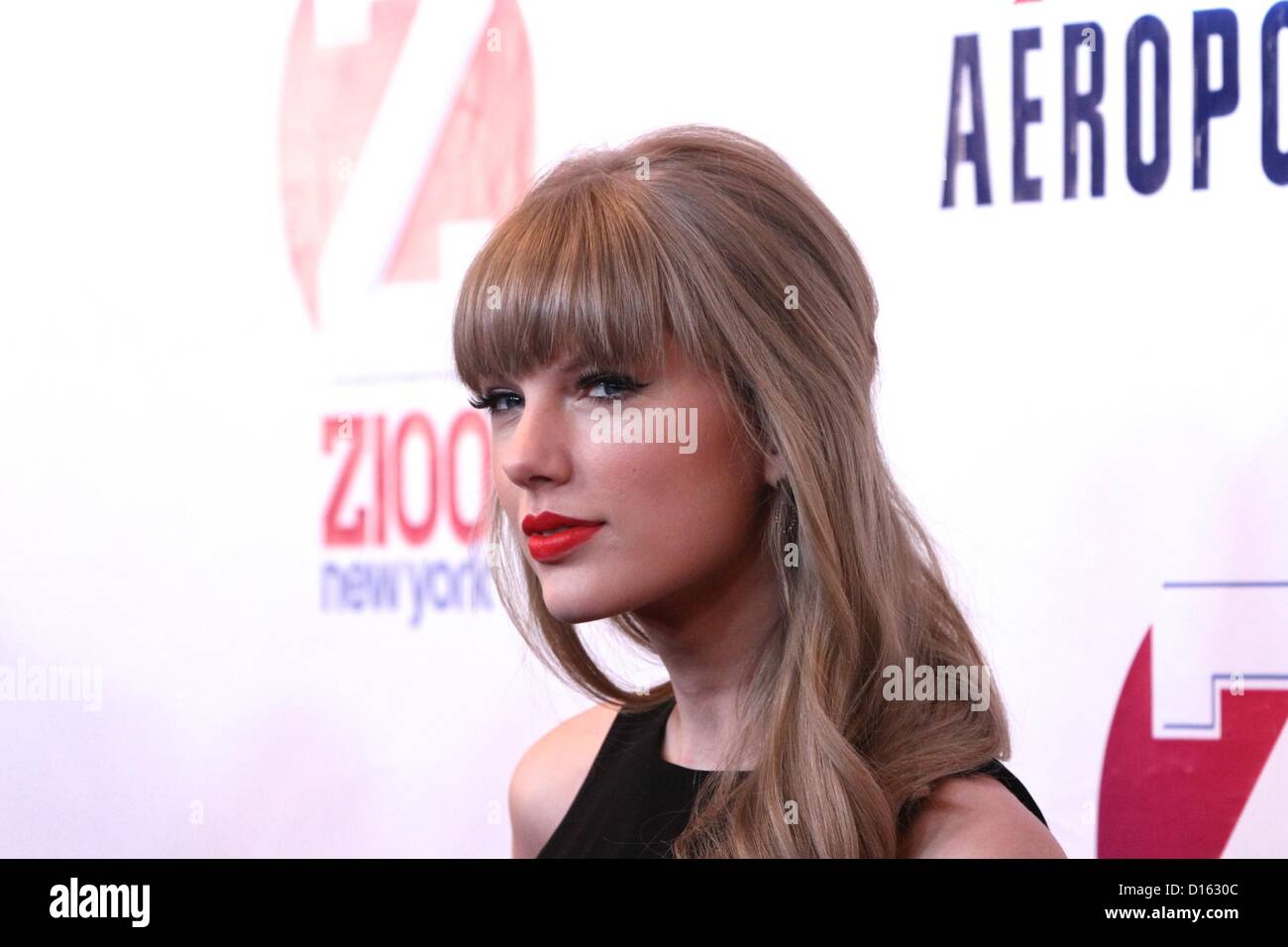 Taylor Swift at arrivals for Z100's Jingle Ball 2012 Presented by ...