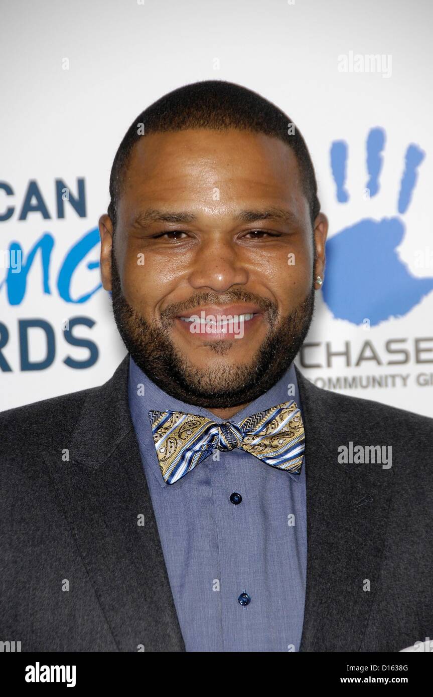 Anthony Anderson at arrivals for American Giving Awards 2012, Pasadena ...