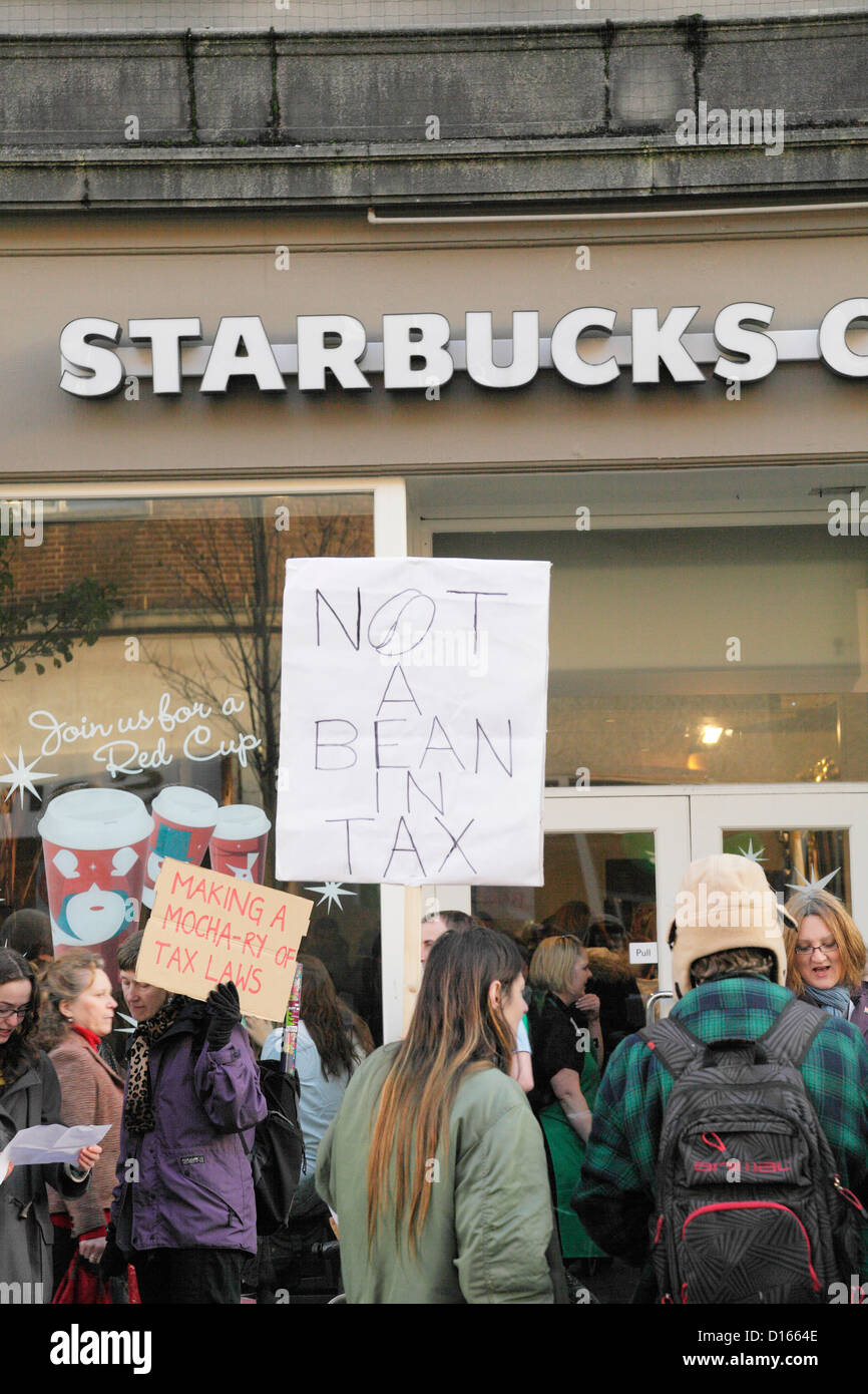 Slogans picket hi-res stock photography and images - Alamy