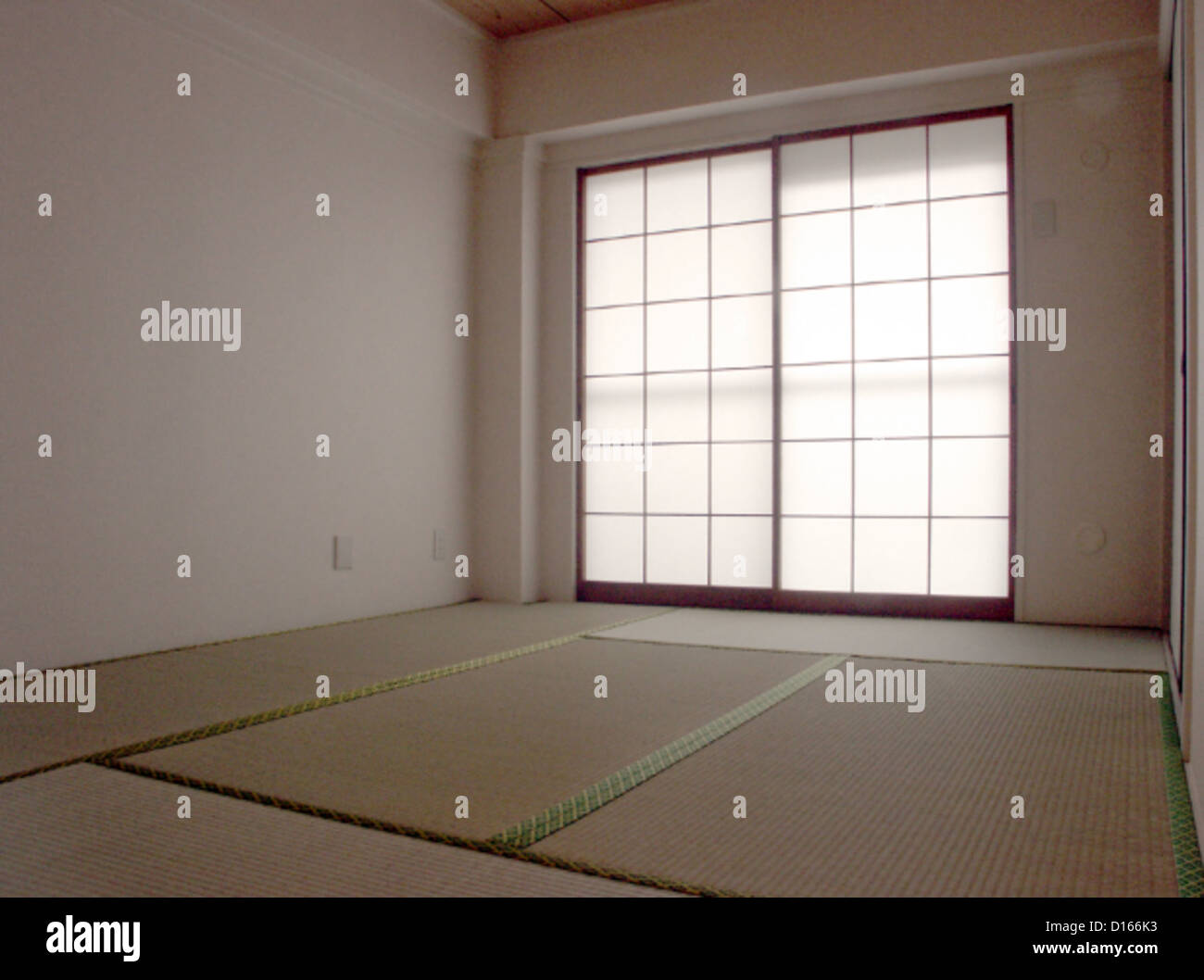 Tatami room with shoji Stock Photo - Alamy