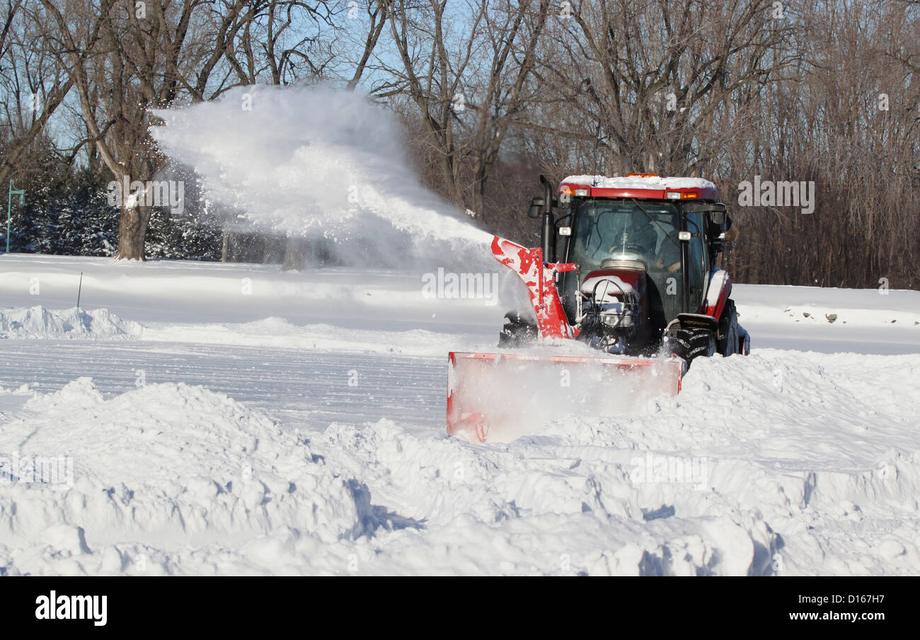Montreal snow removal hi-res stock photography and images - Alamy