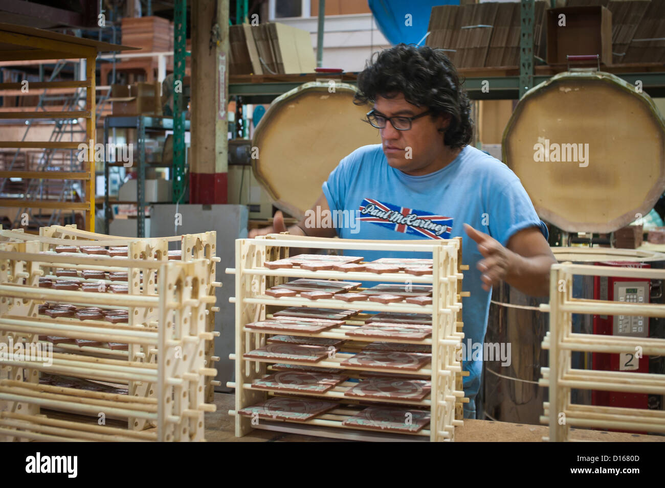 Clay tile factory craftsman hi-res stock photography and images - Alamy