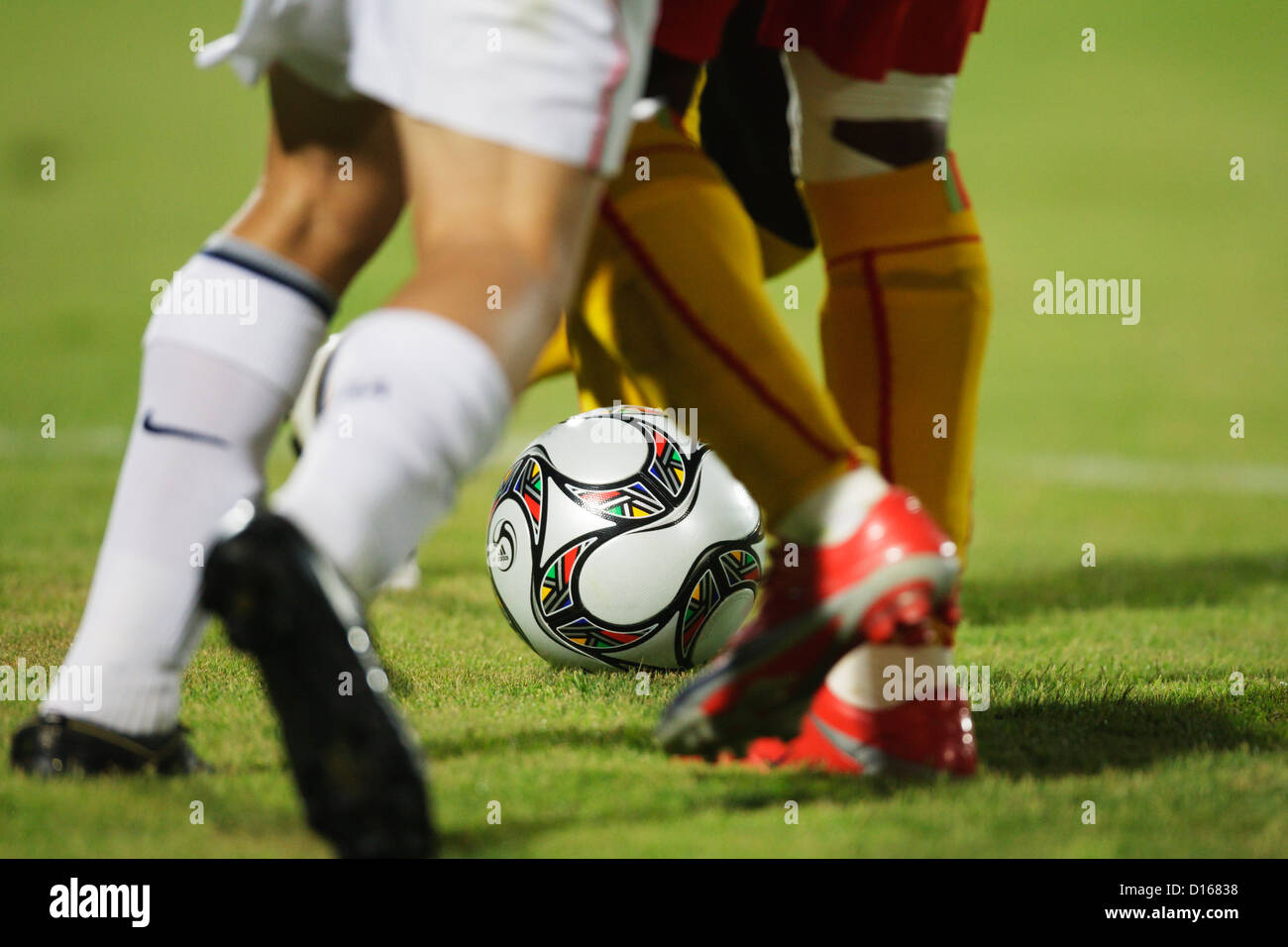 Ball between the legs hi-res stock photography and images - Alamy