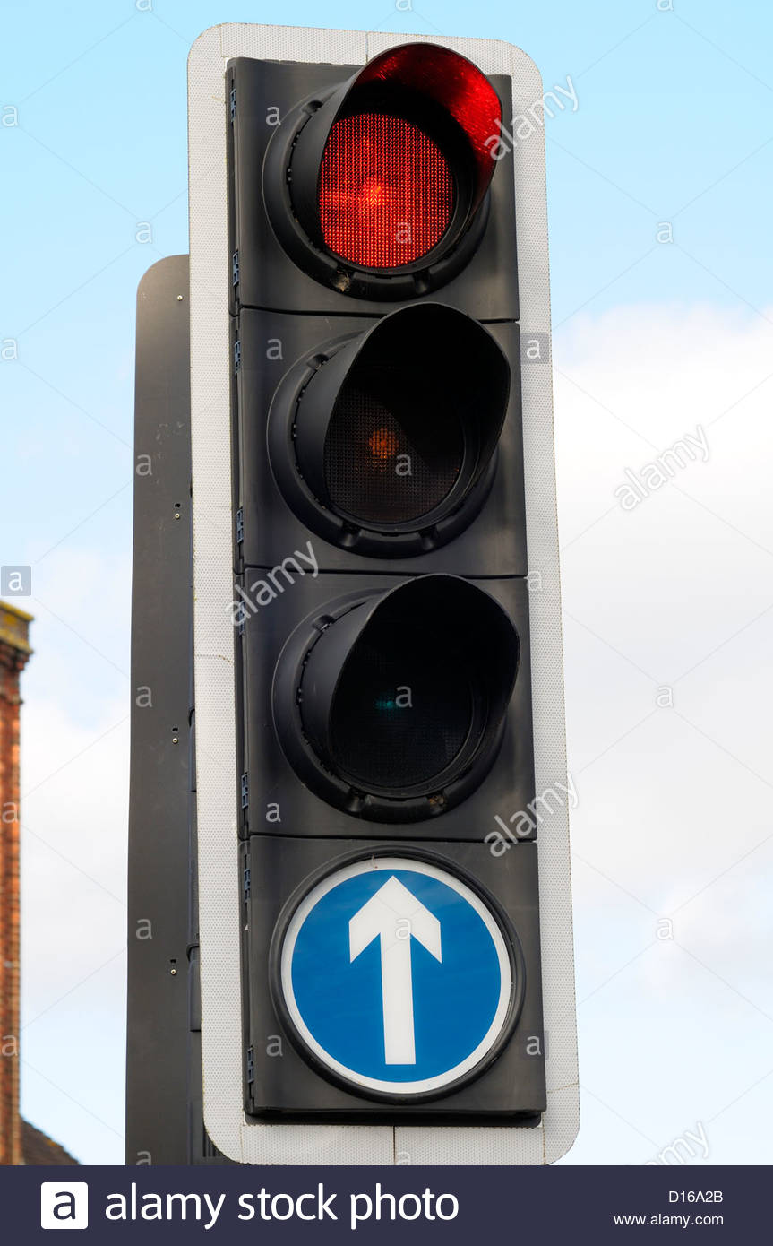 Red Traffic Lights Uk High Resolution Stock Photography and Images - Alamy