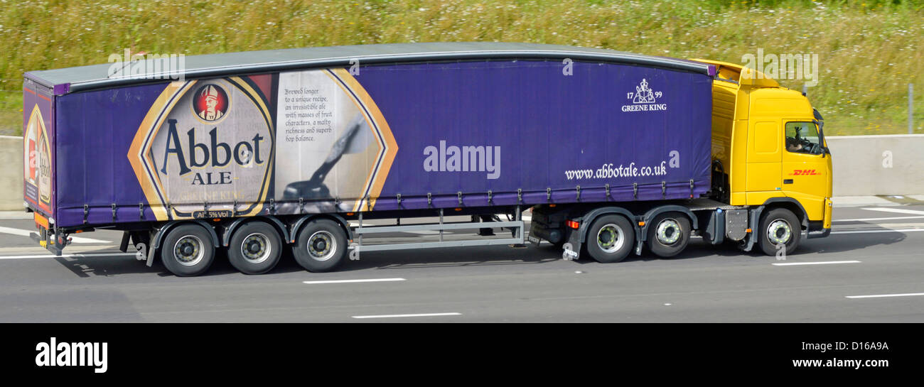 Dhl lorry hi-res stock photography and images - Alamy