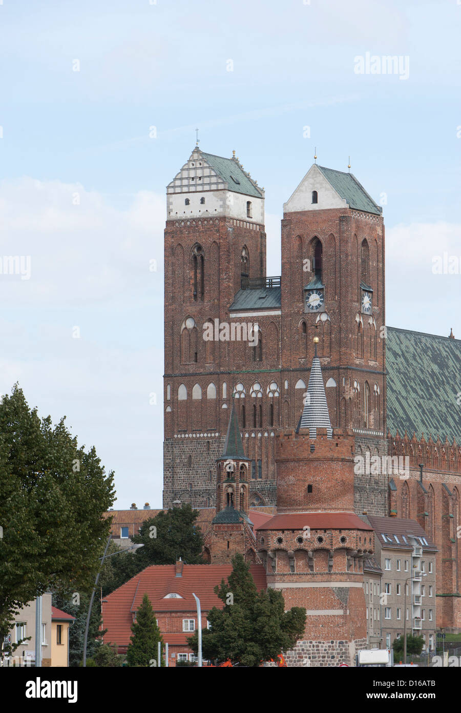 Mitteltorturm marienkirche prenzlau brandenburg germany hi-res stock ...