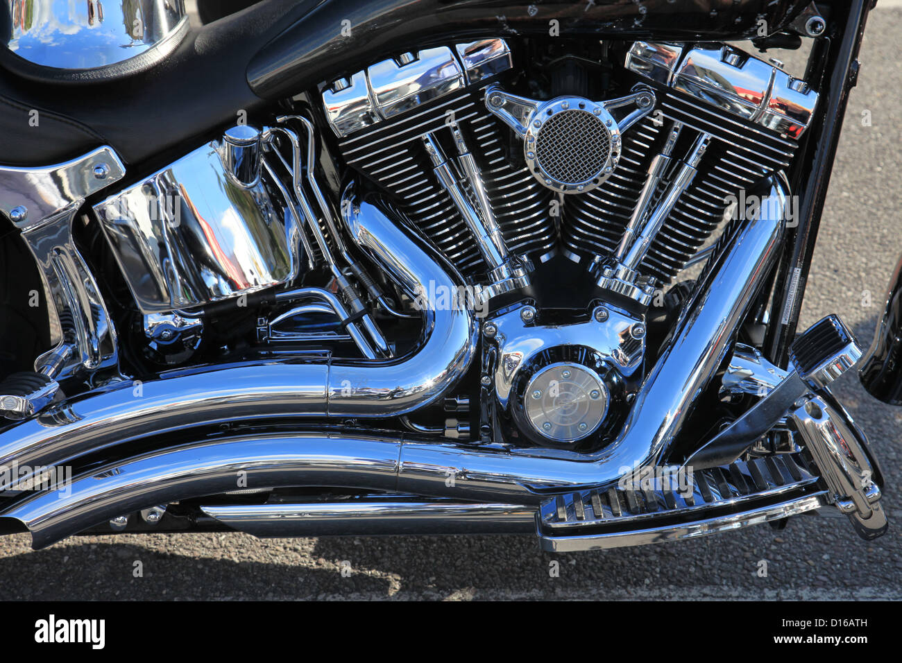 V twin motorcycle hi-res stock photography and images - Alamy
