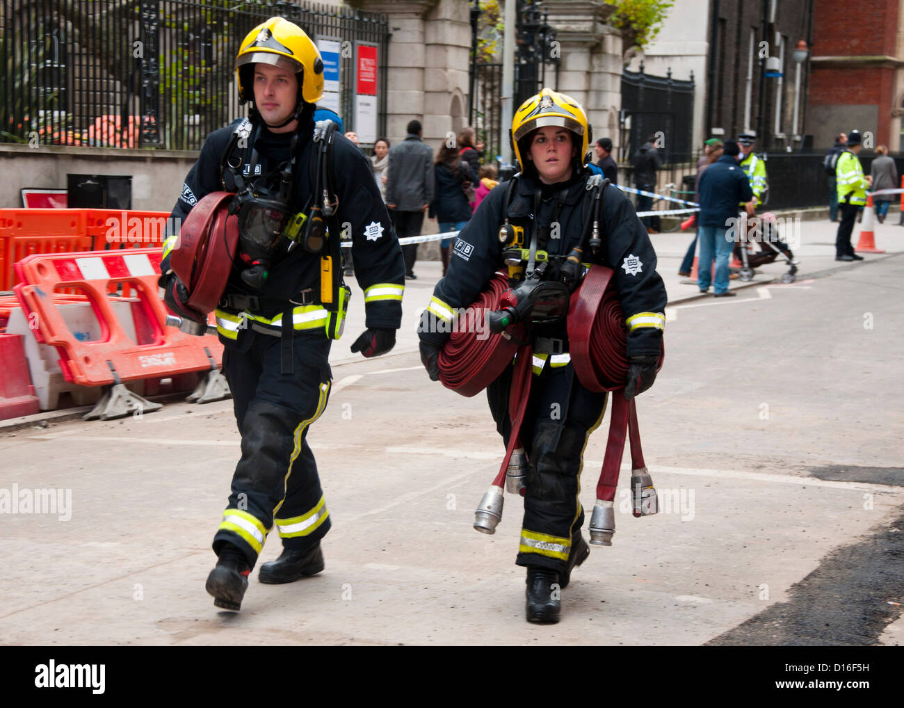London firefighters hi-res stock photography and images - Alamy