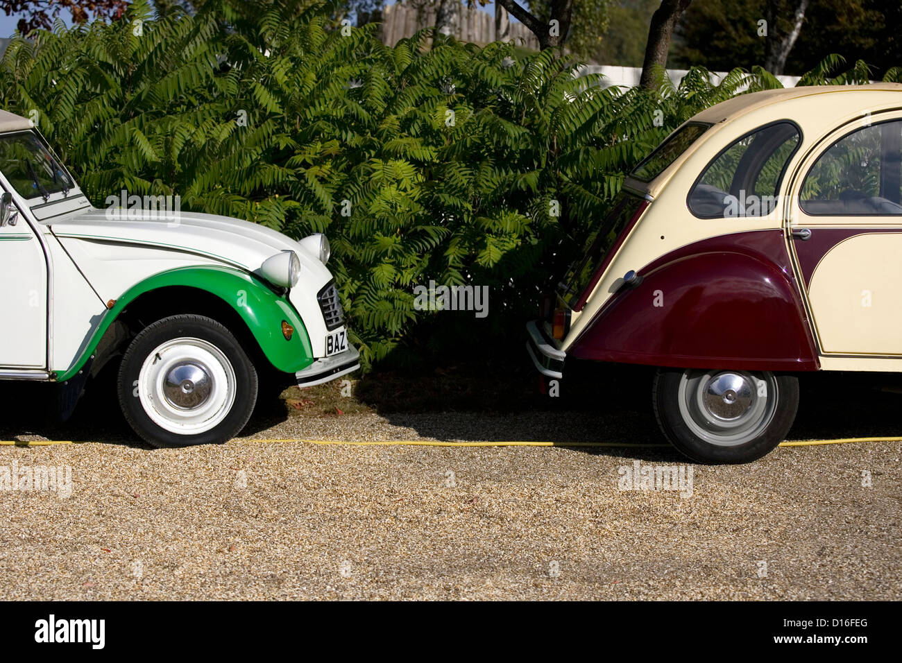 Citroen 2cv front hi-res stock photography and images - Alamy