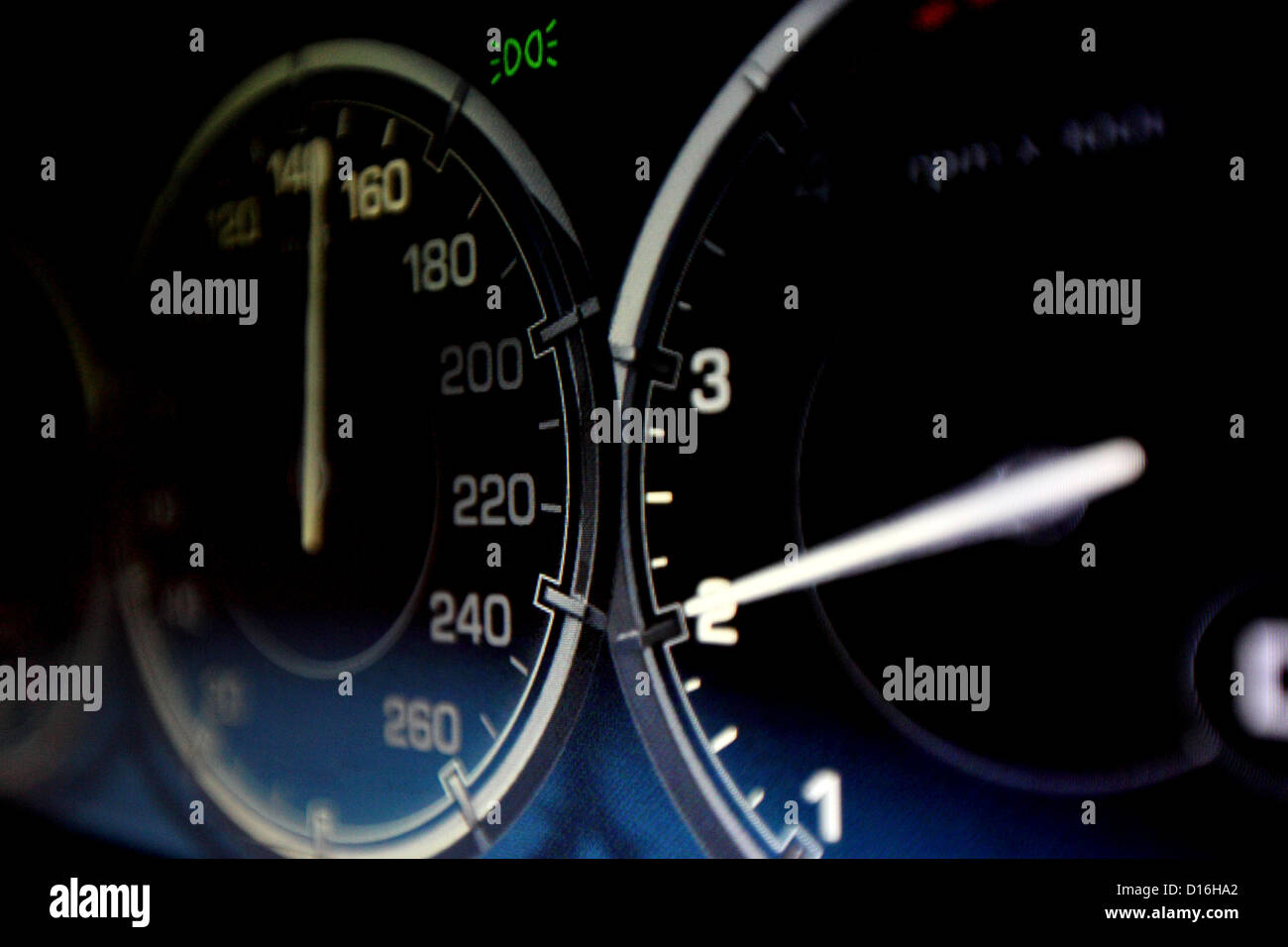 Full speed speedometer hi-res stock photography and images - Alamy