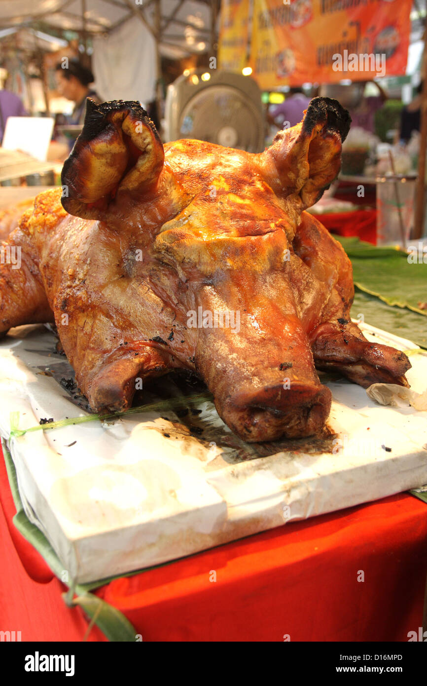 Roasted pork head hi-res stock photography and images - Alamy