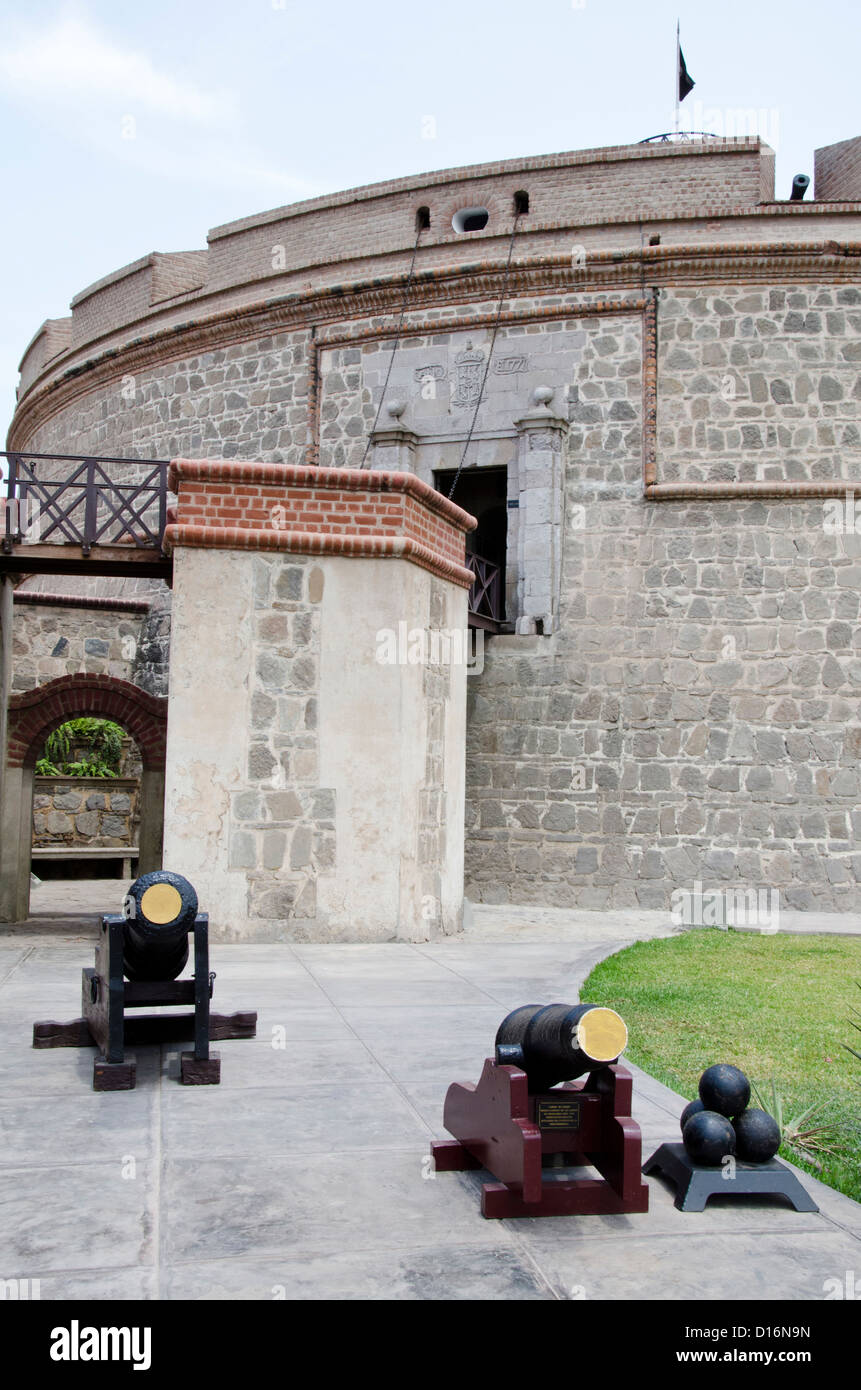 Real Felipe fort in Lima city. Peru Stock Photo - Alamy