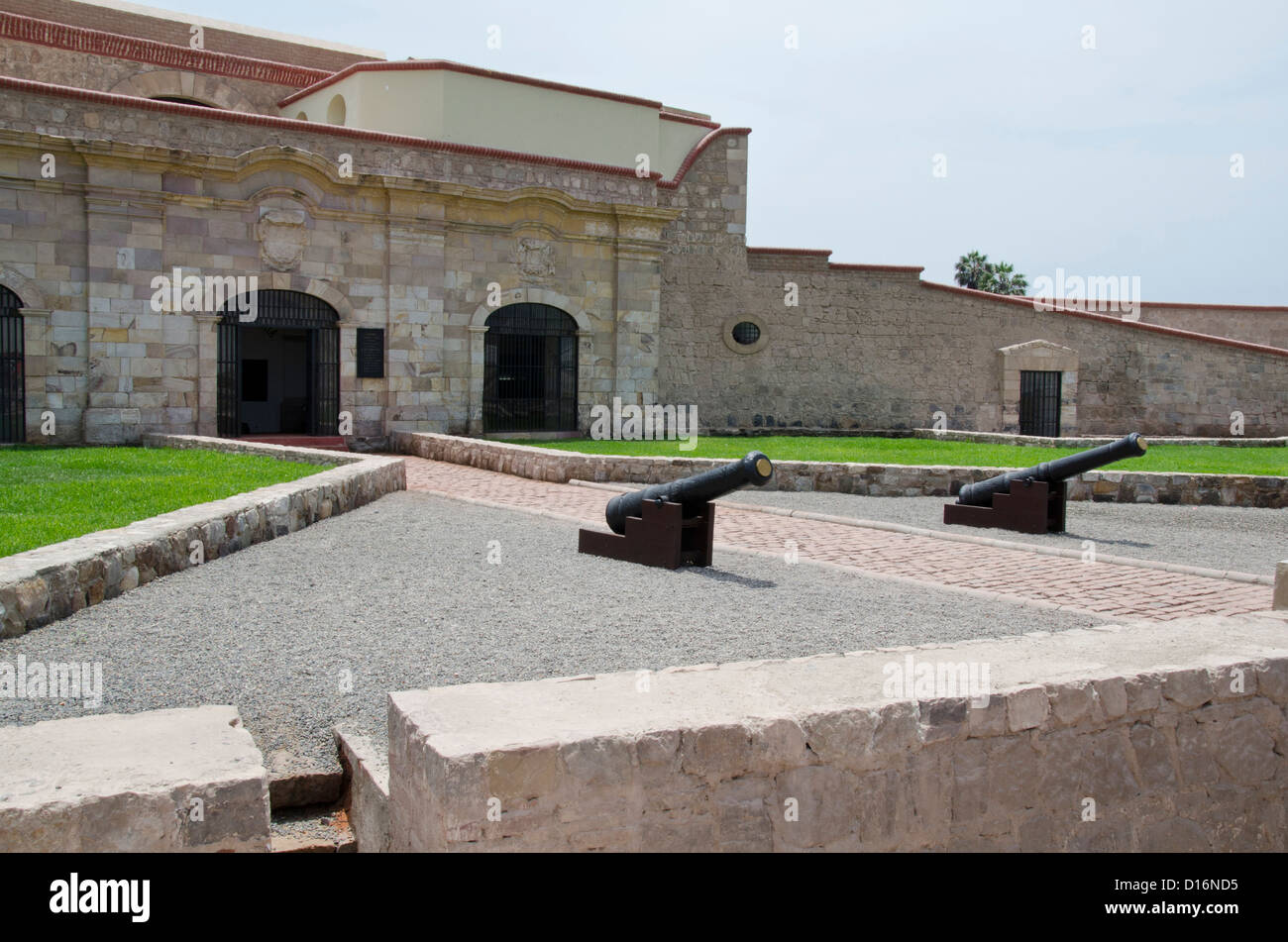 Real Felipe fort in Lima city. Peru Stock Photo - Alamy