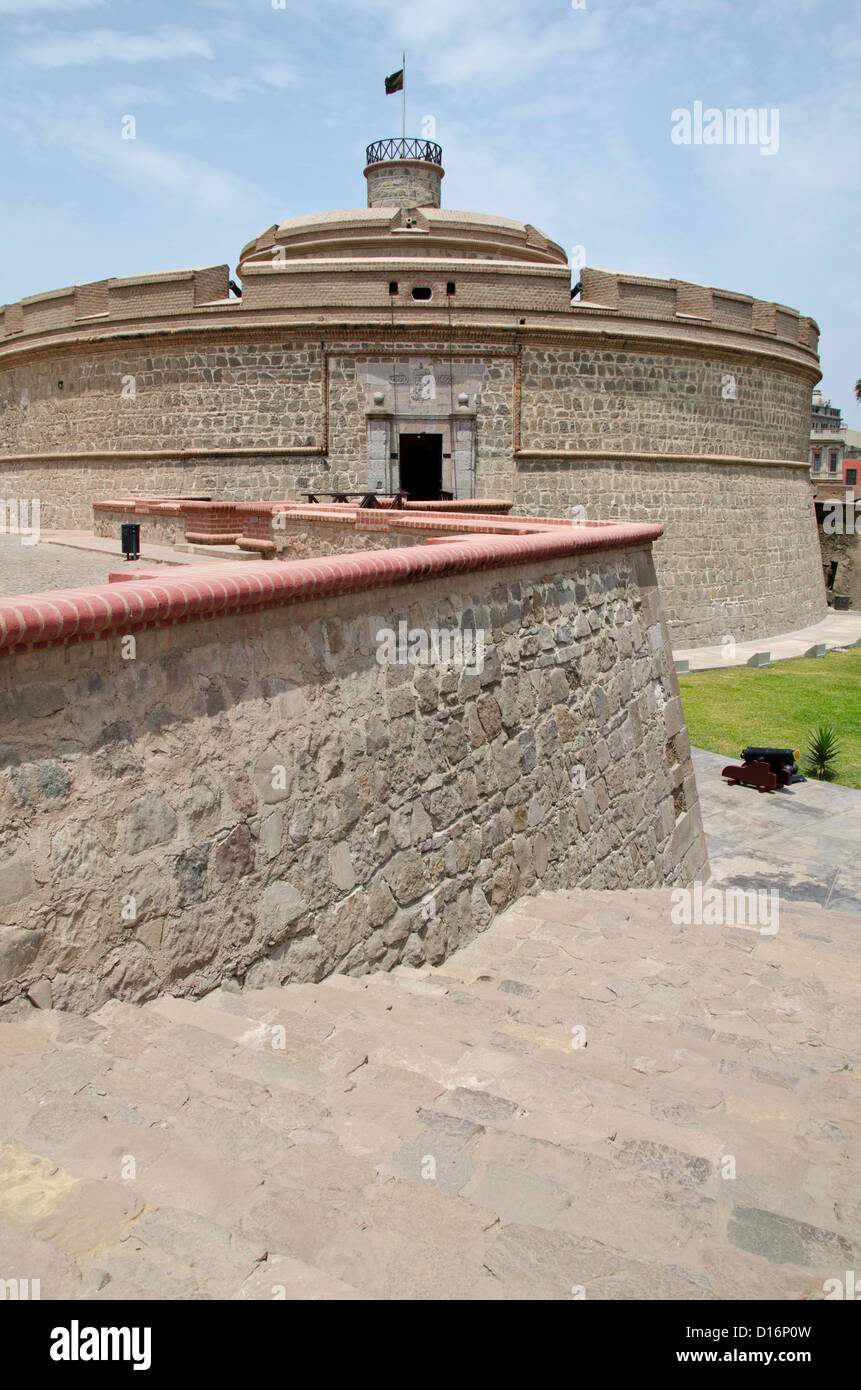 Real Felipe fort in Lima city. Peru Stock Photo - Alamy