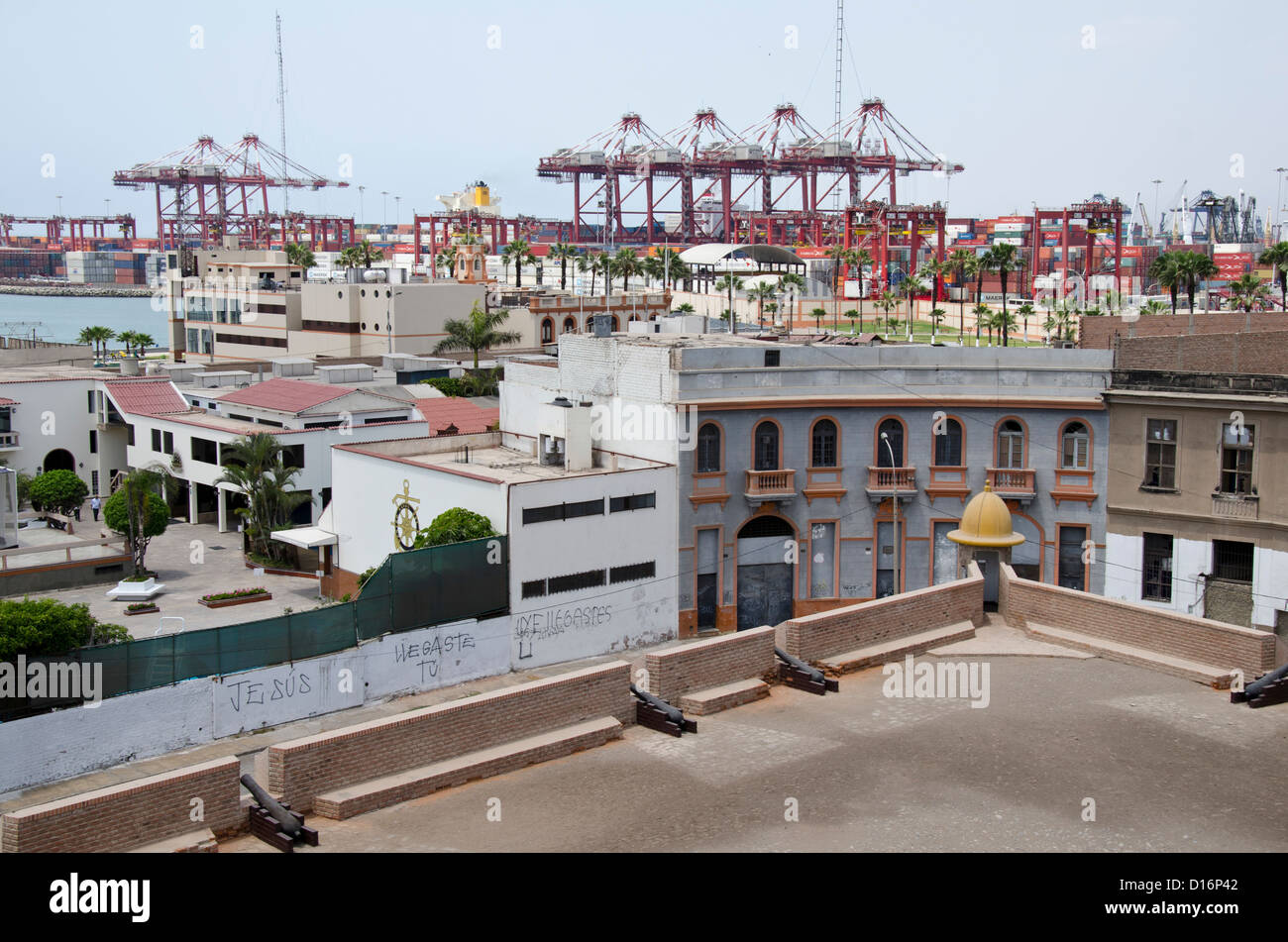 Real Felipe fort in Lima city. Peru Stock Photo - Alamy
