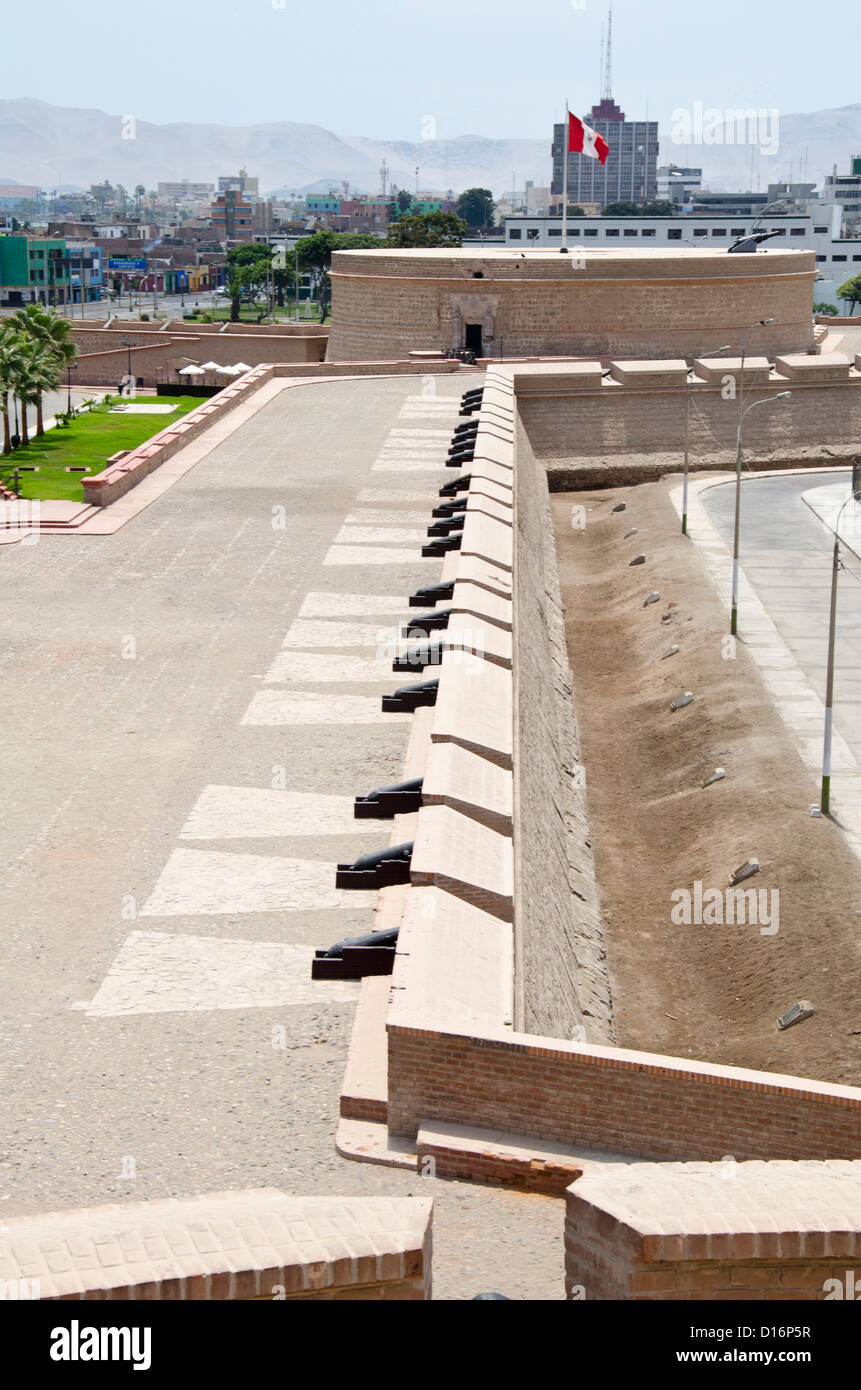 Real Felipe fort in Lima city. Peru Stock Photo - Alamy