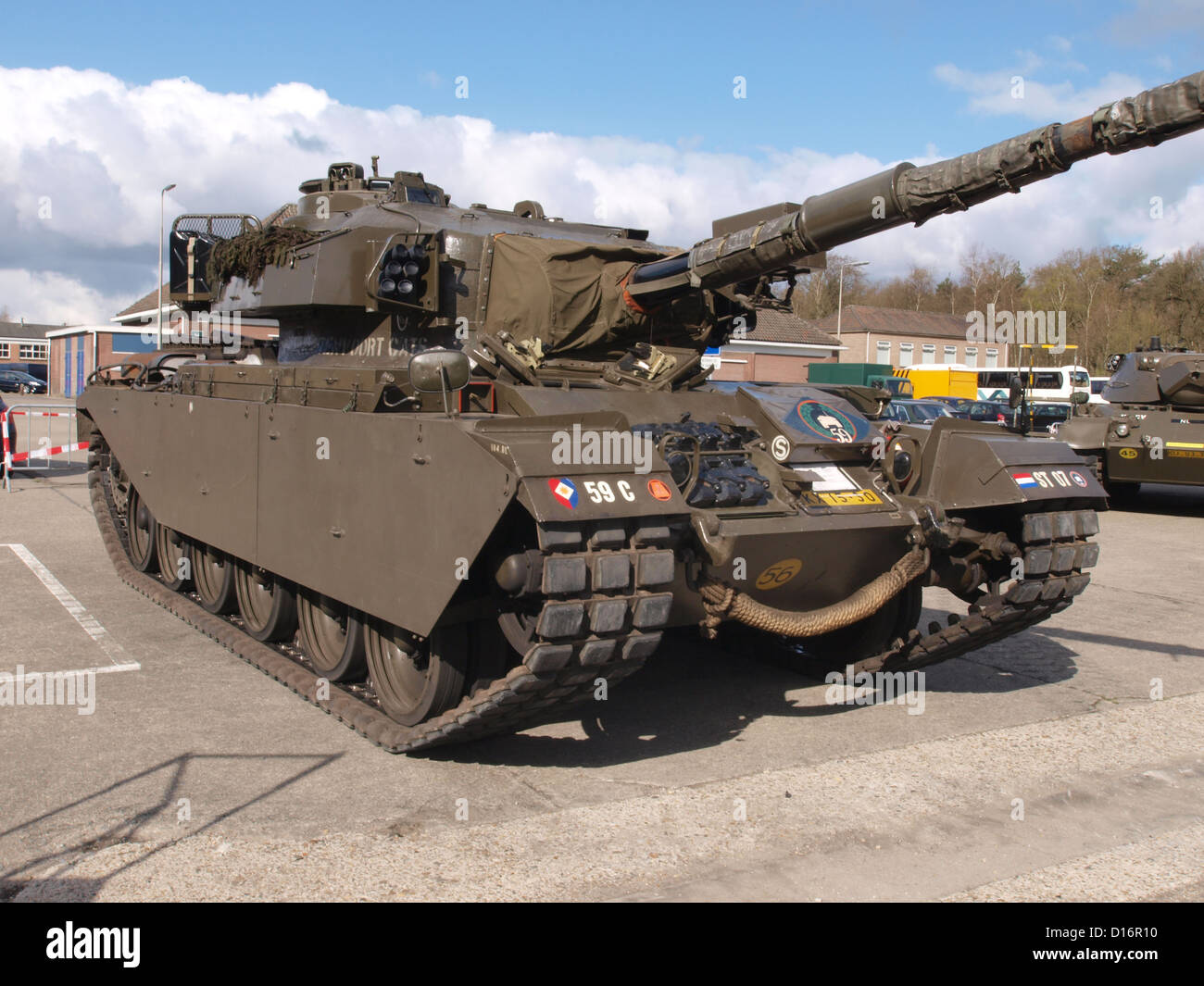 The Centurion Mk 5, equipped with a 105mm gun, is a British main battle ...