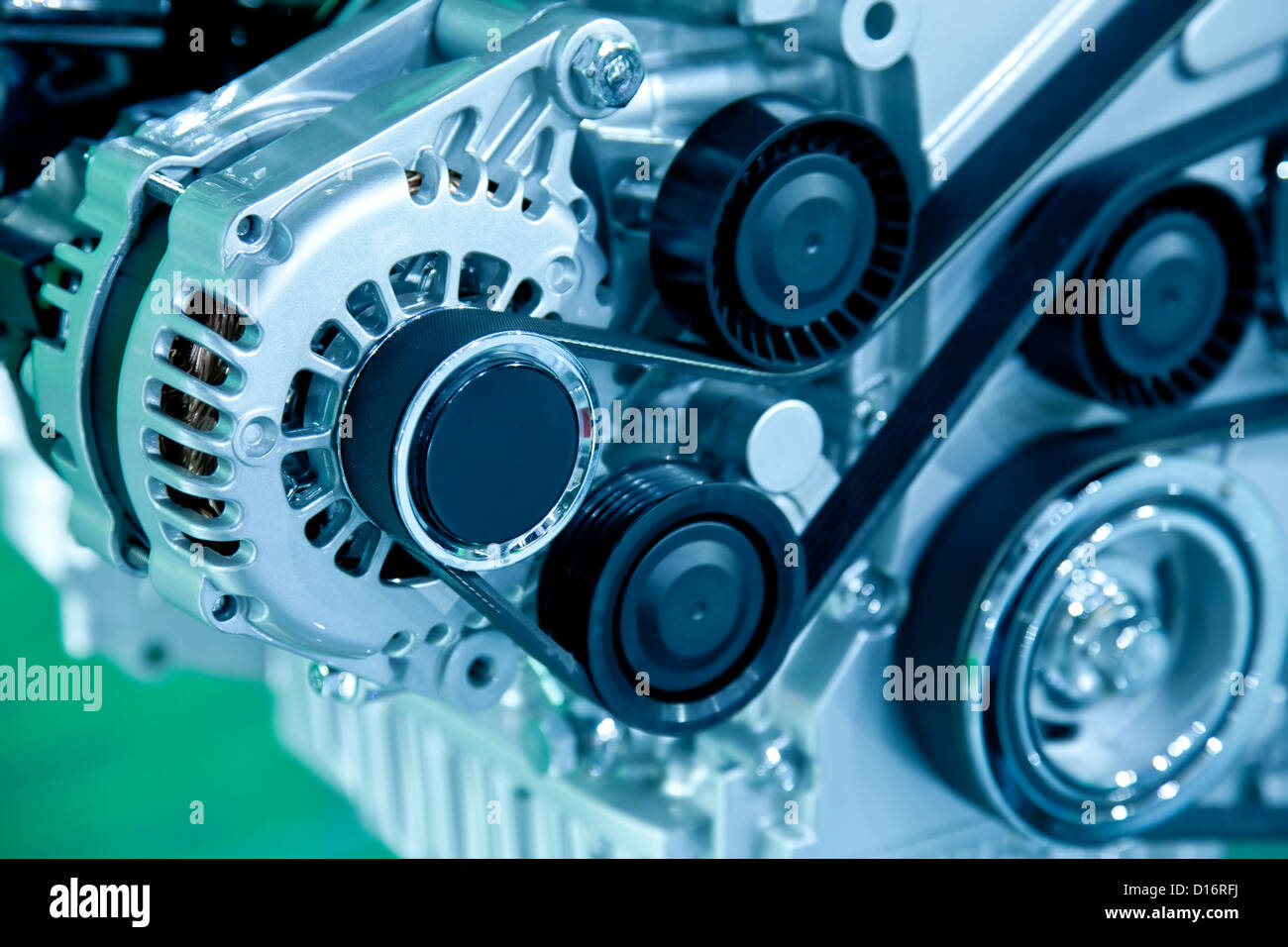 Complex engine of modern car Stock Photo - Alamy