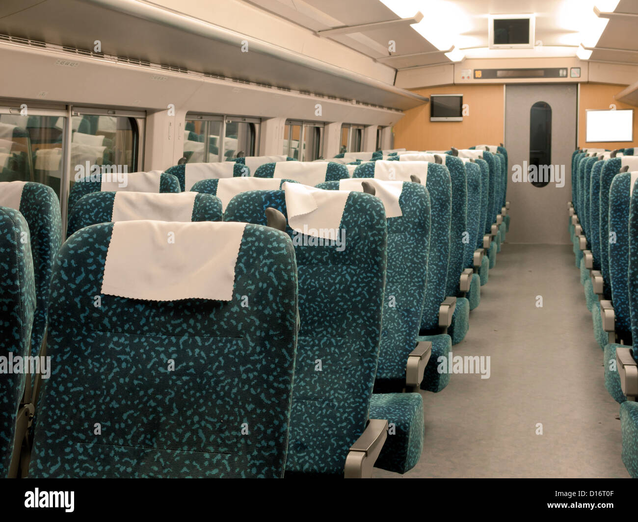 China high speed train interior hi-res stock photography and images - Alamy