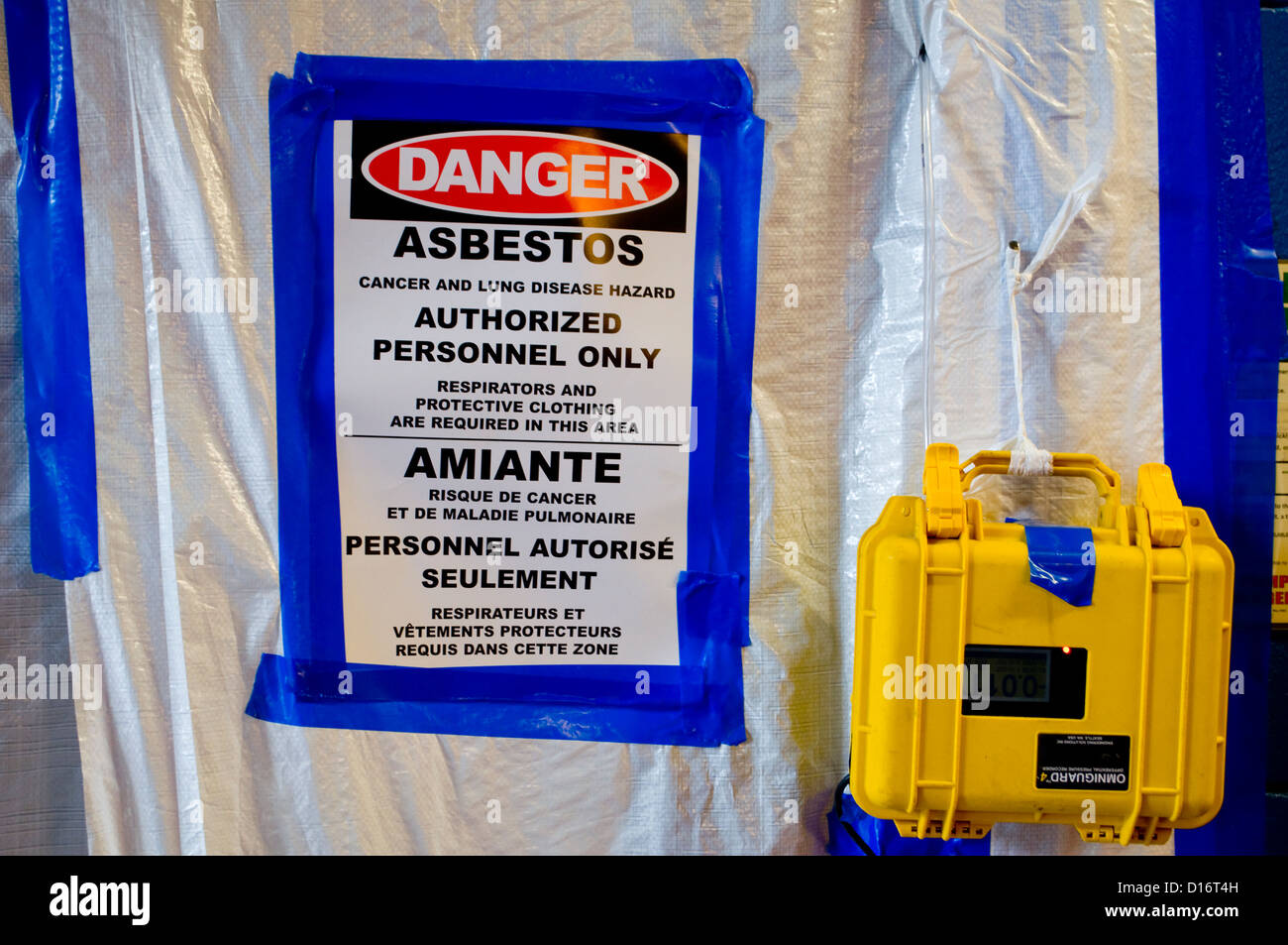Blue asbestos hi-res stock photography and images - Alamy