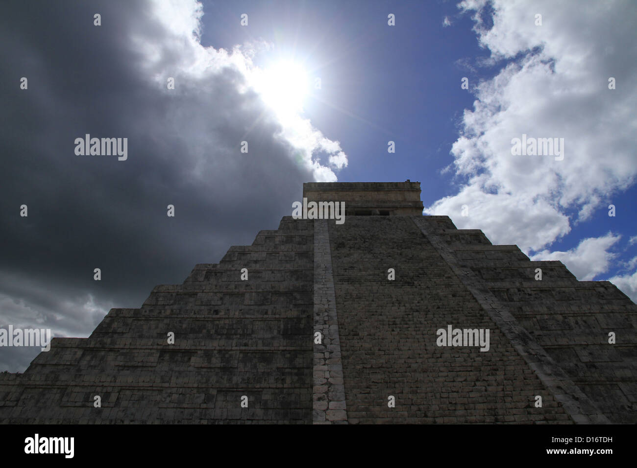 Chichen Itza Maya remains, Mexico Stock Photo - Alamy