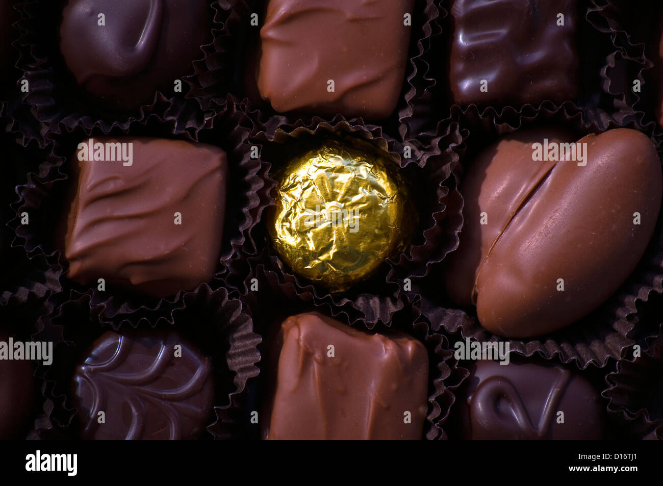 Open box of chocolates hi-res stock photography and images - Alamy