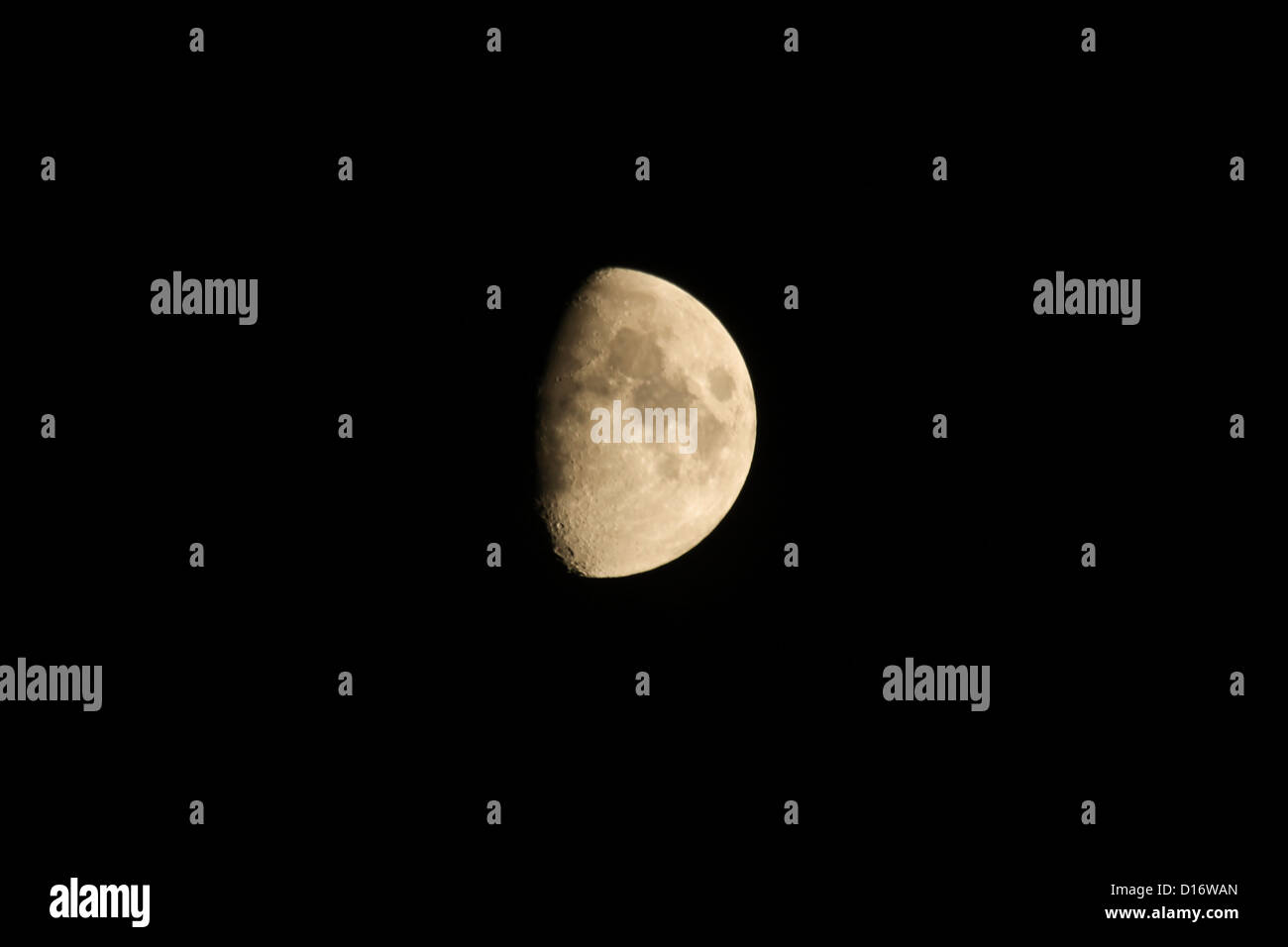 Half moon and star hi-res stock photography and images - Alamy