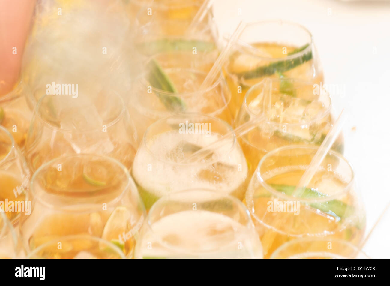 Fancy cocktails no people hi-res stock photography and images - Alamy