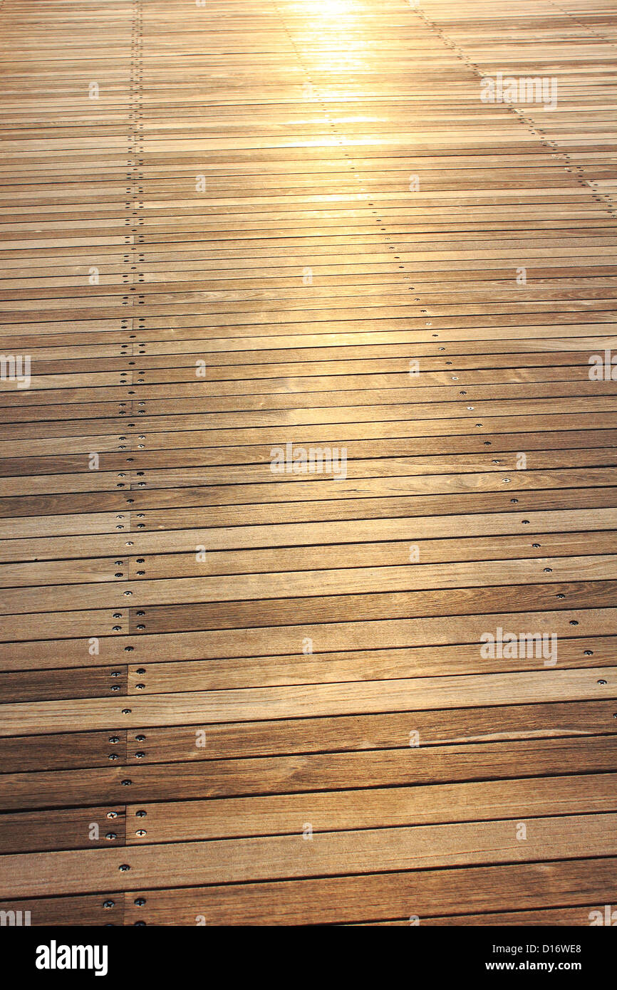 Planking deck hi-res stock photography and images - Alamy