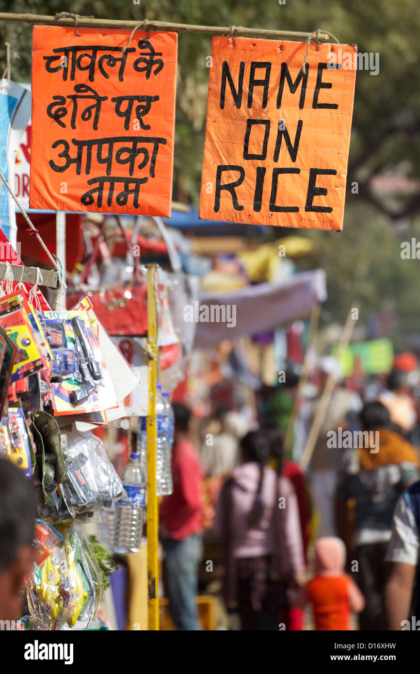 Signboards india hi-res stock photography and images - Alamy
