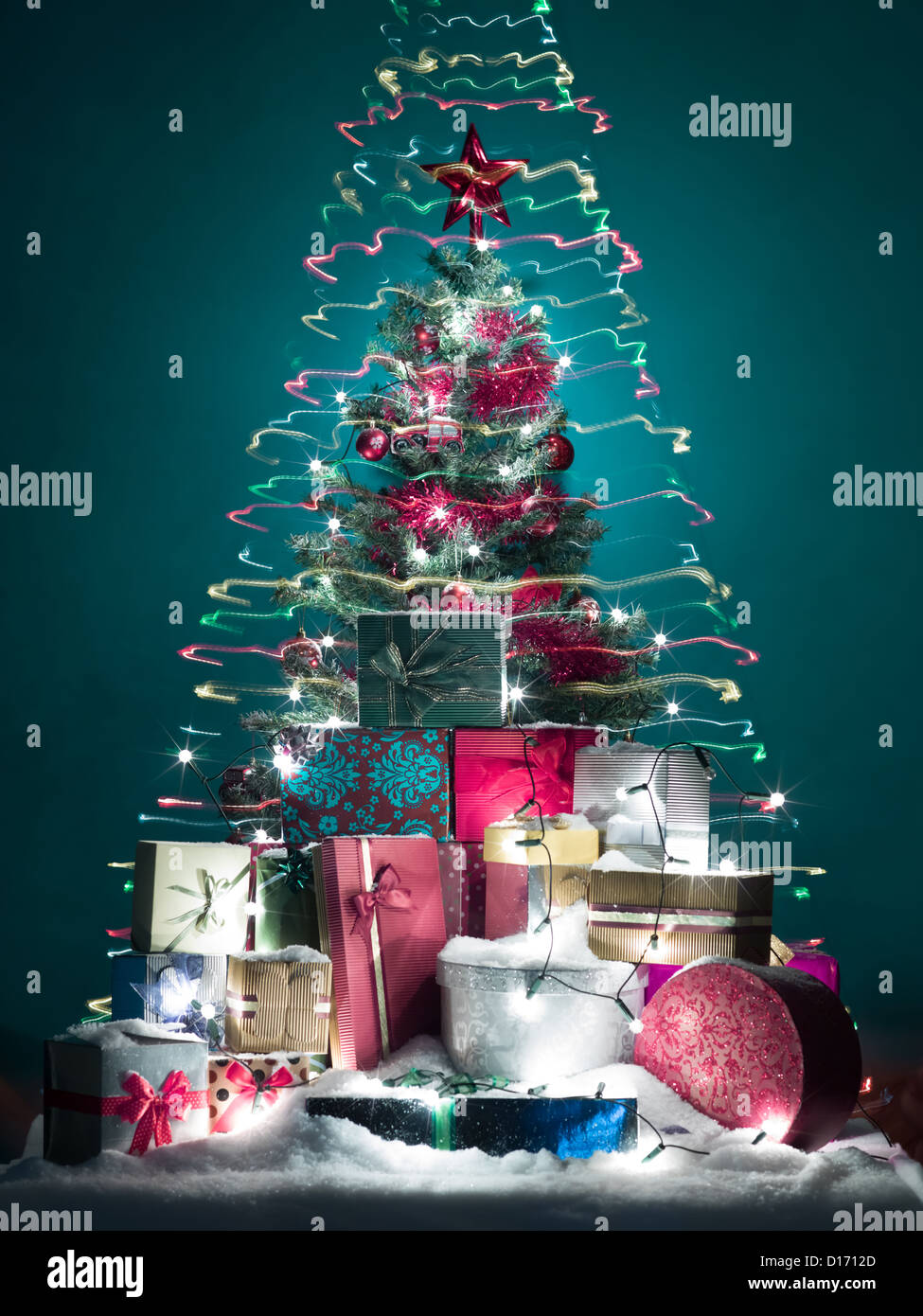 Beautifully wrapped pile of gift boxes hi-res stock photography and ...