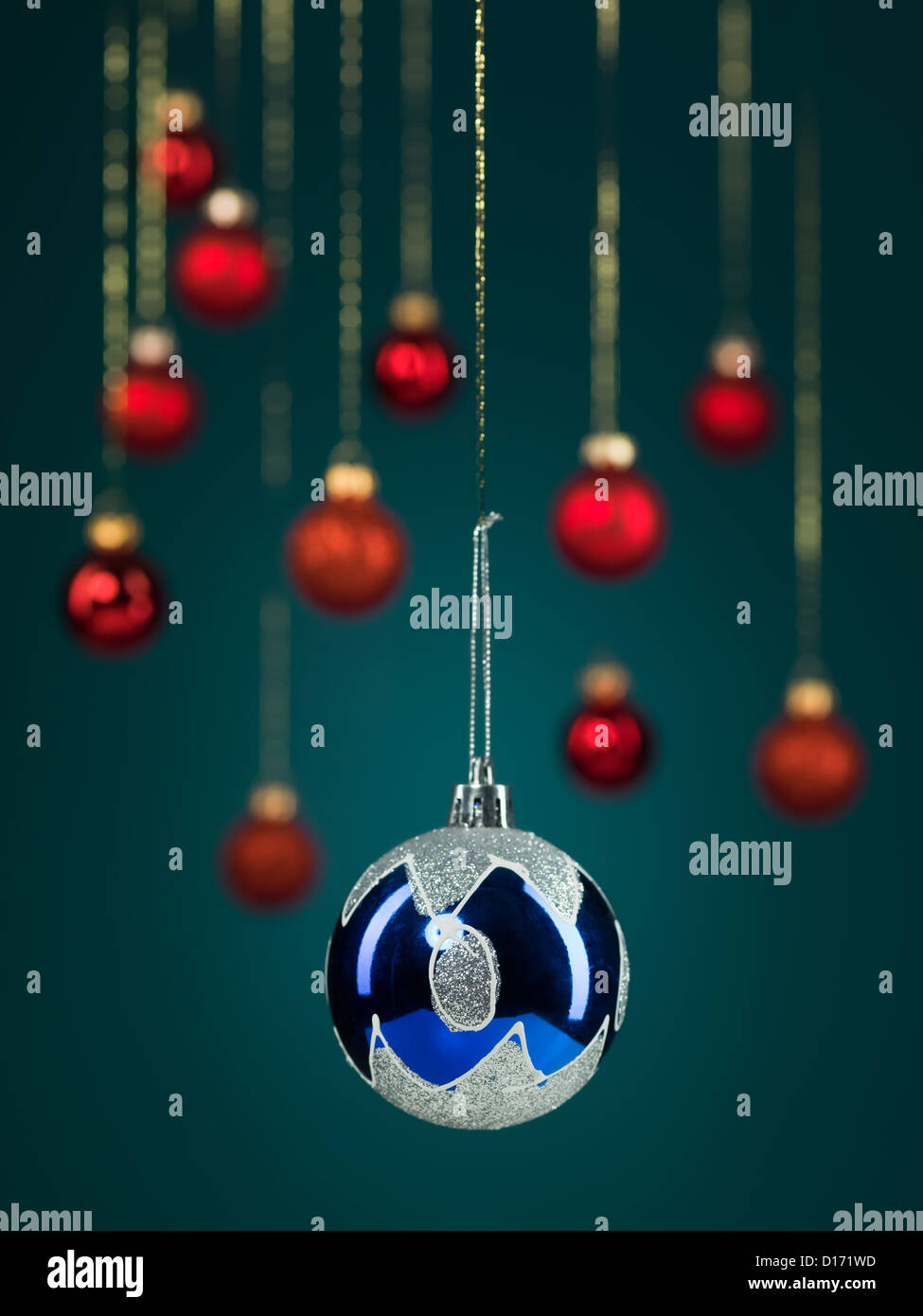 Silver and golden threads hi-res stock photography and images - Alamy