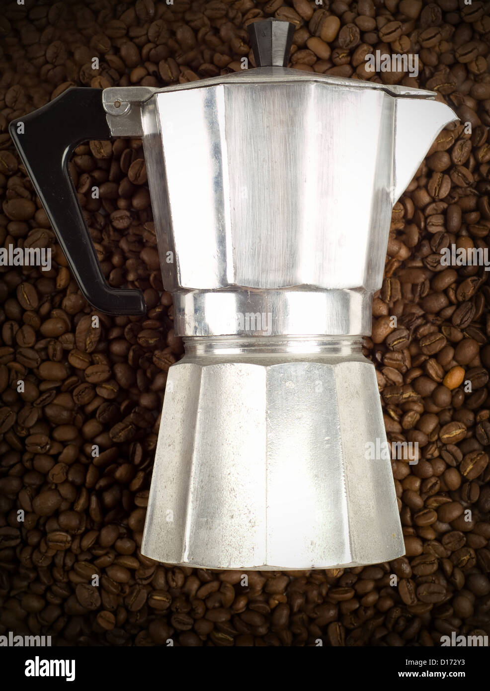 Old coffee percolator and beans Stock Photo - Alamy