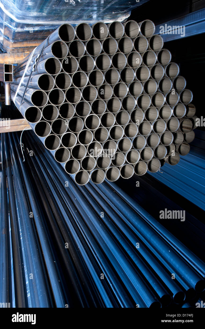 Engineering tubes hi-res stock photography and images - Alamy