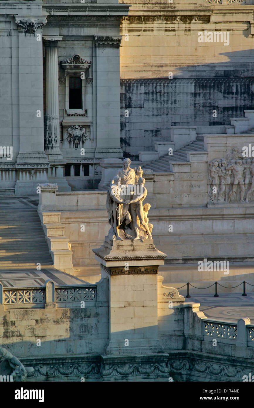 Grandeur of vittoriano hi-res stock photography and images - Alamy