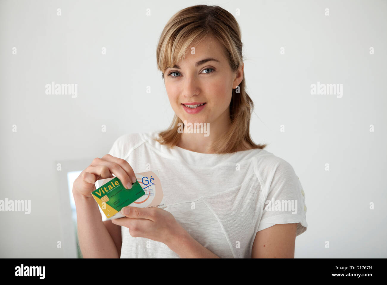 WOMAN TAKING GENERIC DRUG Stock Photo - Alamy